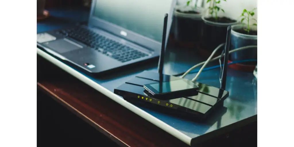 Auto Channel vs Manual: Which Should a Router Be Set To? | WhatsaByte