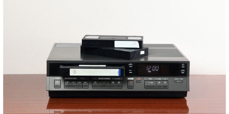 6 Common Problems With VCRs Solved | WhatsaByte