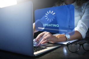 Laptop Not Turning Off When Closed: Causes & Fixes | WhatsaByte