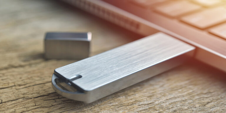 How Do You Make a USB Drive Write Protected? | WhatsaByte